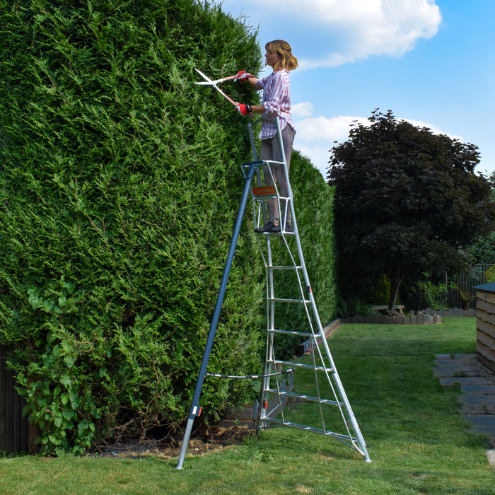 Aluminium Platform Tripod Ladder | Henchman | Browns Ladders